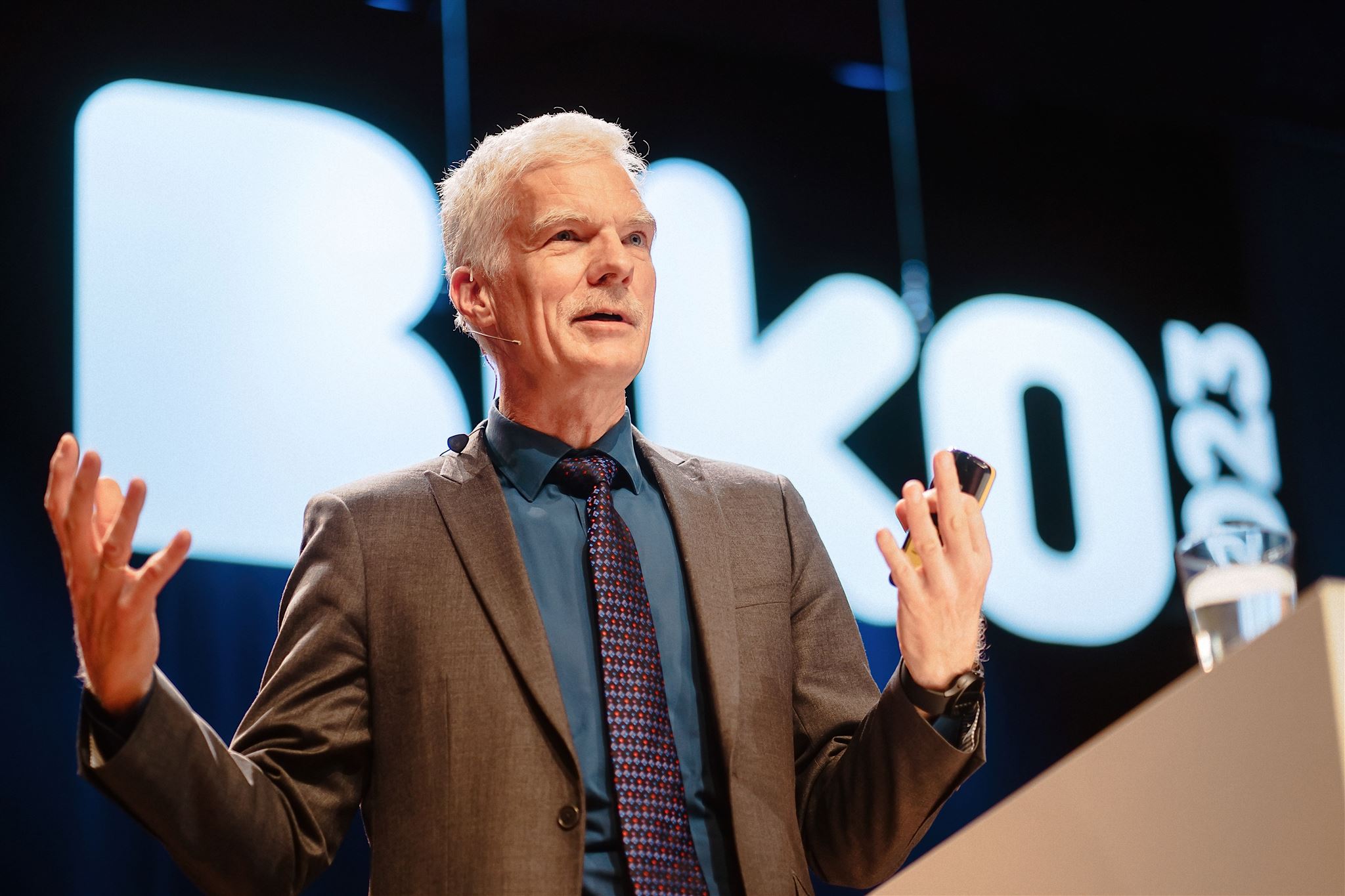 aim-BiKo 2023 zeigt Perspektiven für die Bildung der Zukunft - News4teachers